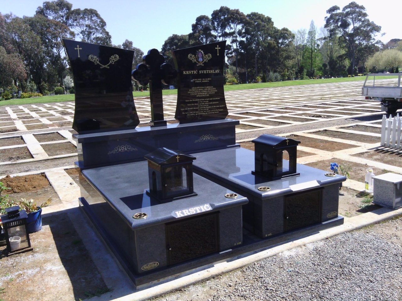 Svetislaw Double Memorial - Giannarelli Memorials