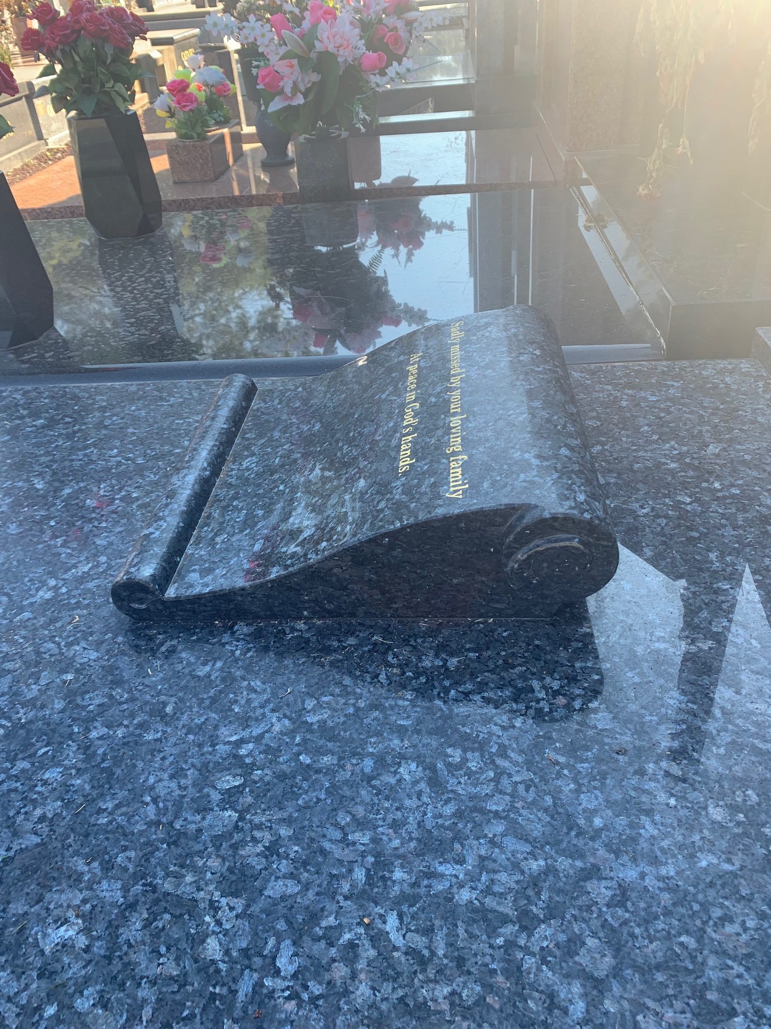 Granite Scroll - Giannarelli Memorials